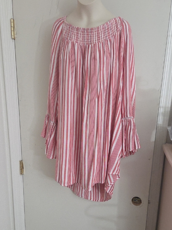 Terra & Sky | Tops | Terra Sky Pink And White Striped Highlow Top ...